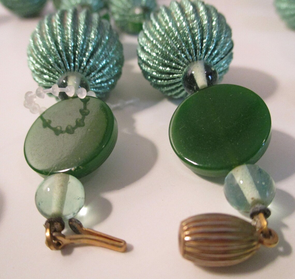 BAKELITE NECKLACE Green Bakelite Flat Disc Beads, Green Sparkle Ribbed ...