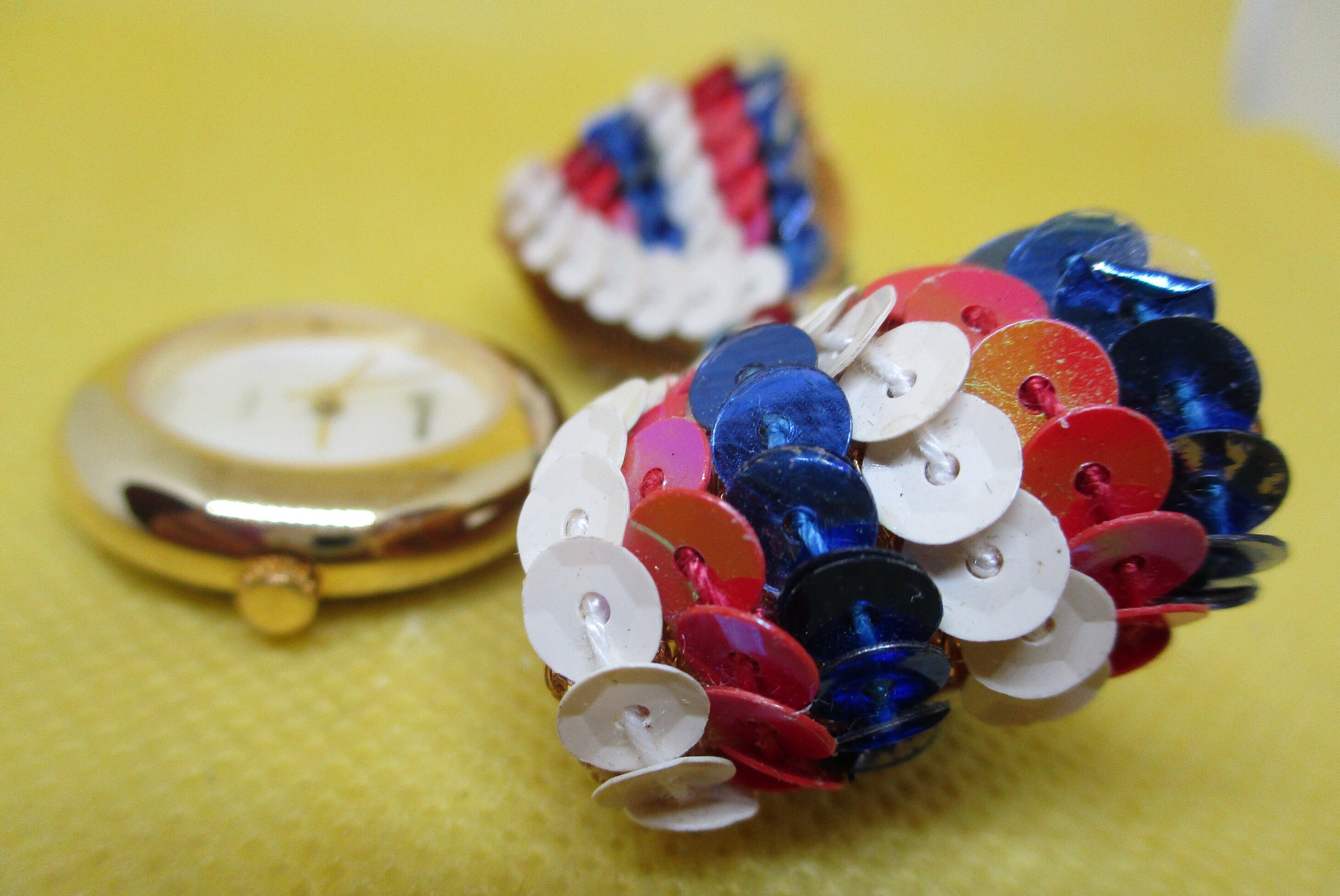 BONETTO Watch Red White Blue SEQUINS Gold Mesh Bow Mother of Pearl ...
