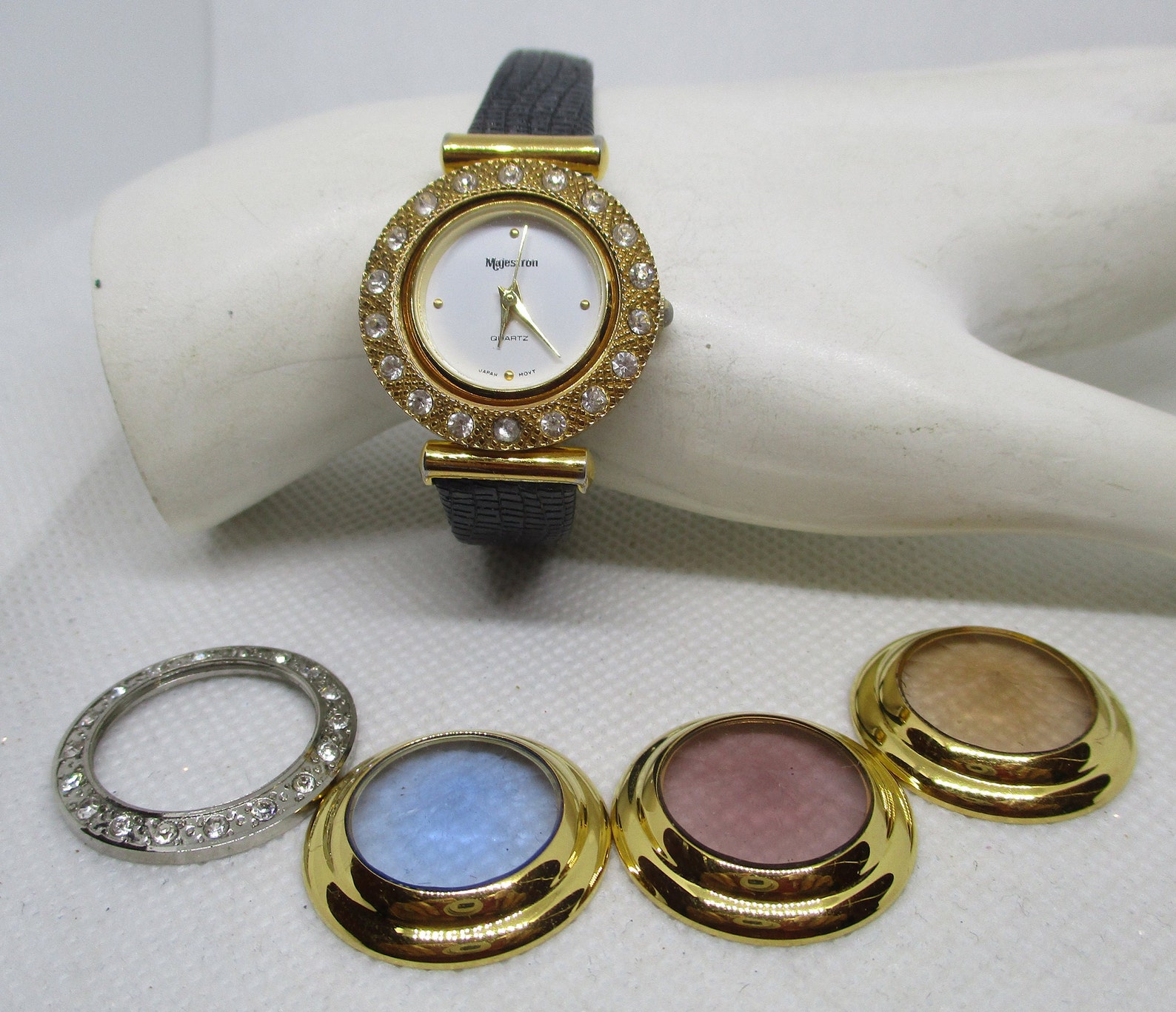 MAJESTRON INTERCHANGEABLE Bezels Women's Watch Set Gold - Etsy