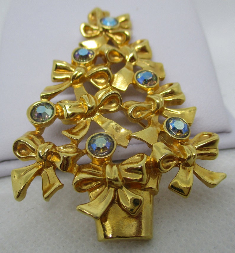 Avon Rhinestone Bow Tree Brooch Avon Holiday Jewelry Avon Christmas ...