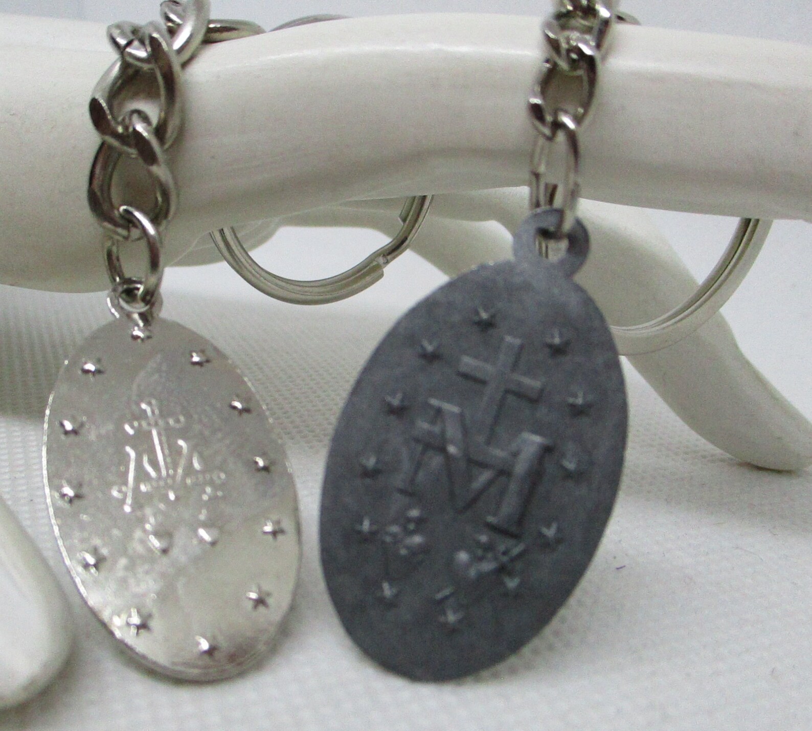 Miraculous Medal Charm Keychain Religious Keyring Oval Virgin Mary ...