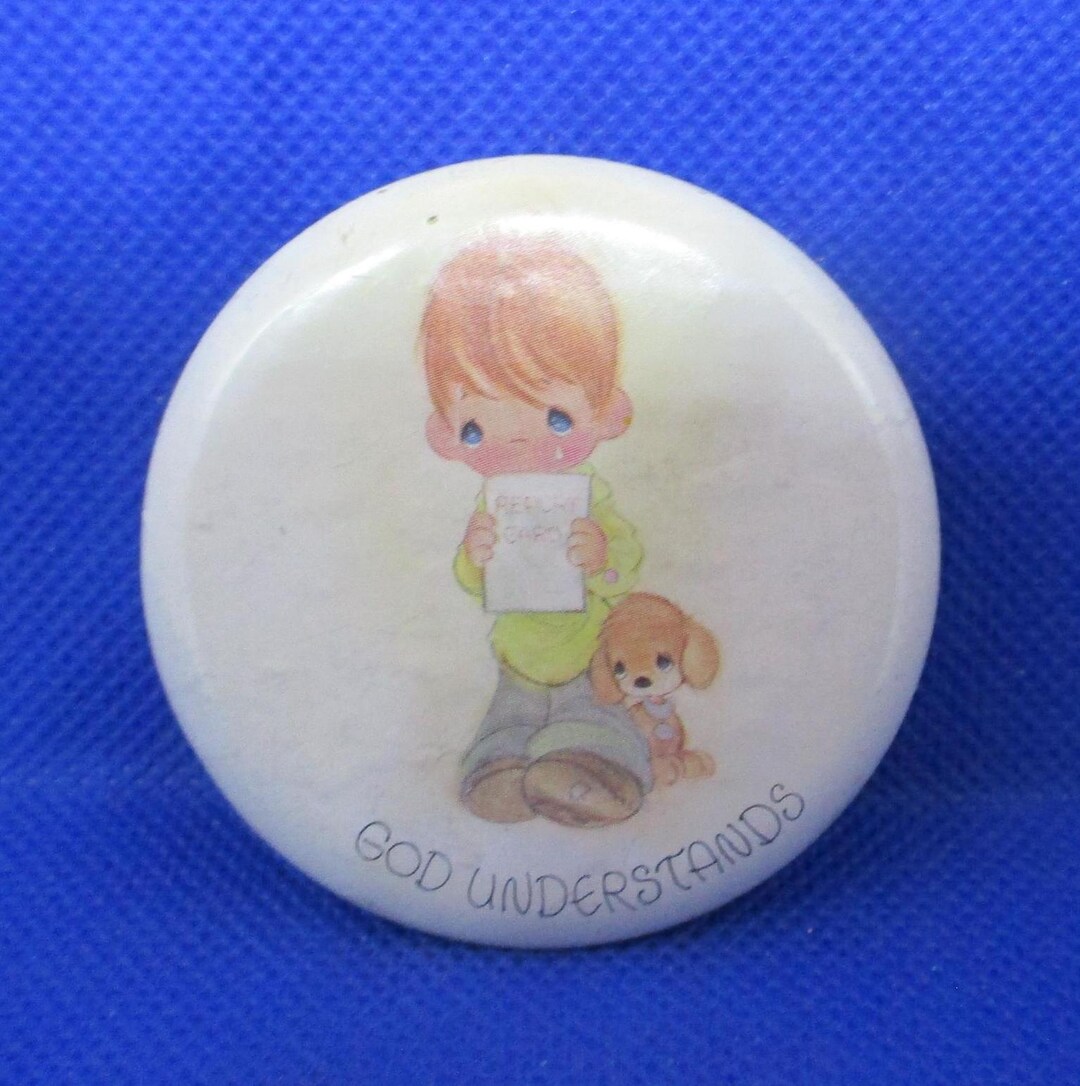 Vintage 1980s Precious Moments Button Precious Moments God Understands ...
