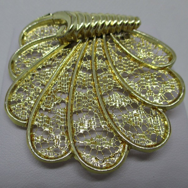 Seashell Brooch - Etsy