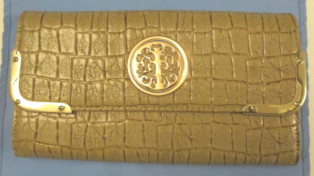 Vintage Alligator Faux Leather Clutch: Beige Wallet With Card Slots - Etsy