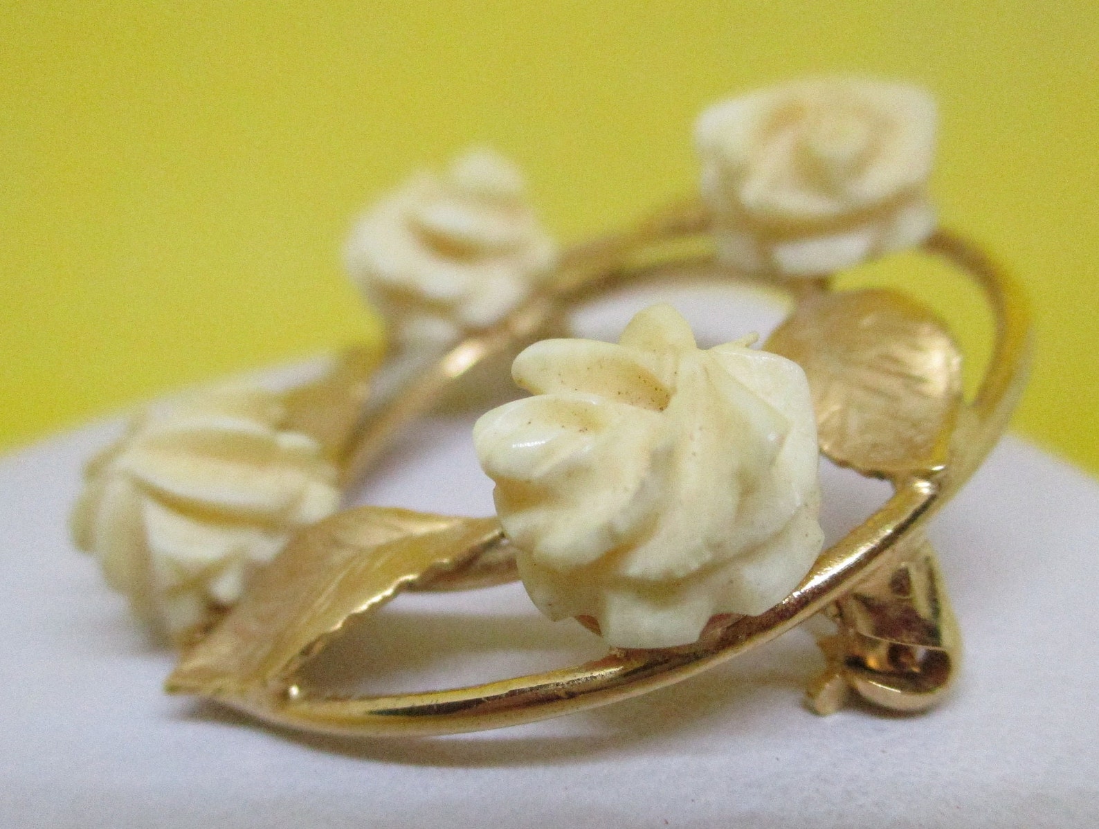 C. R. Co. Charles Reis 12k GF Carved Bone Roses Brooch Vintage - Etsy