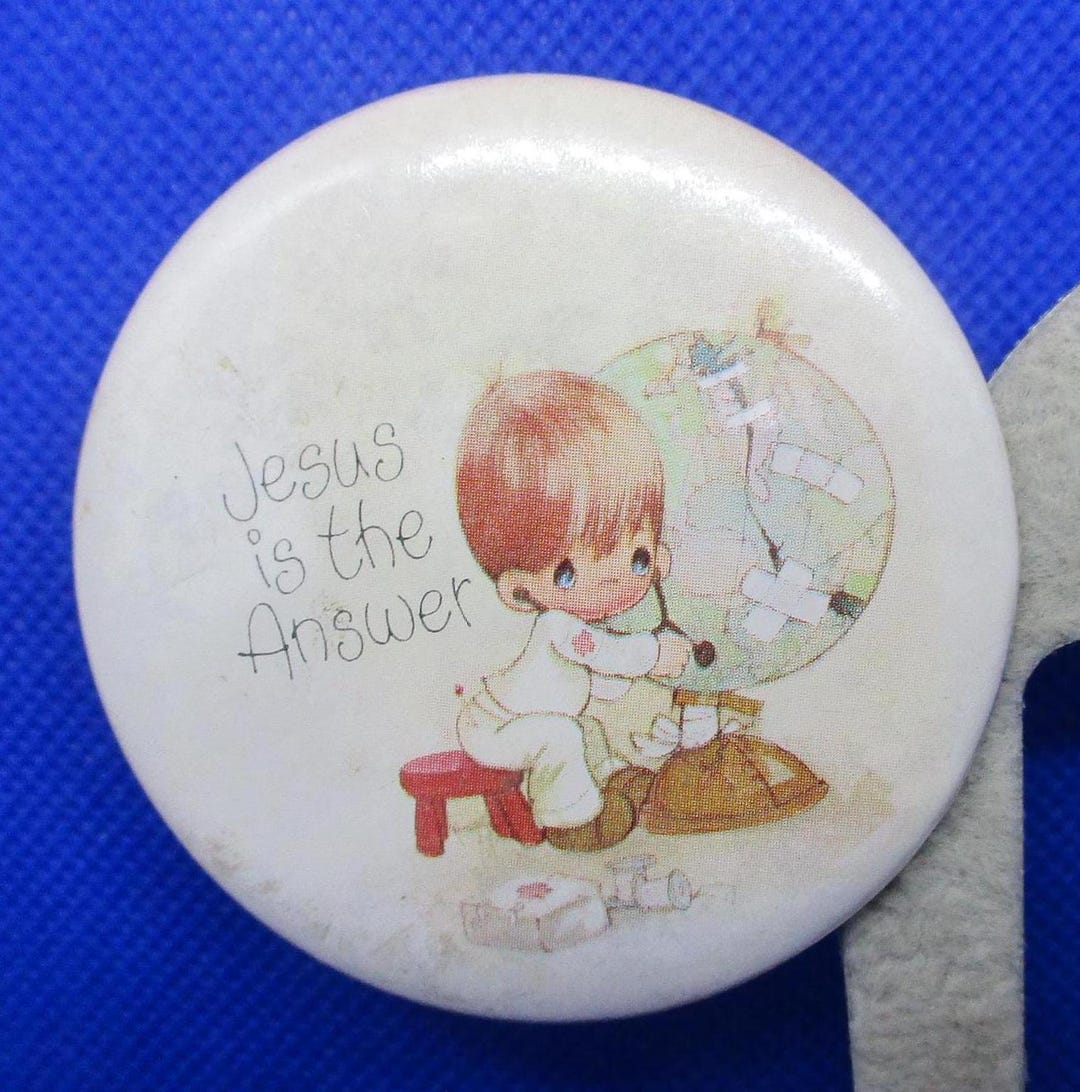 Vintage 1980s Precious Moments Button Precious Moments Jesus is the ...