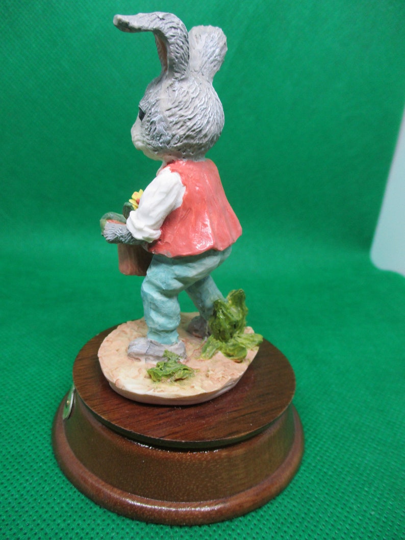 Little Nook Village by Lionardo Jasper Rabbit Figurine 1989 | Etsy