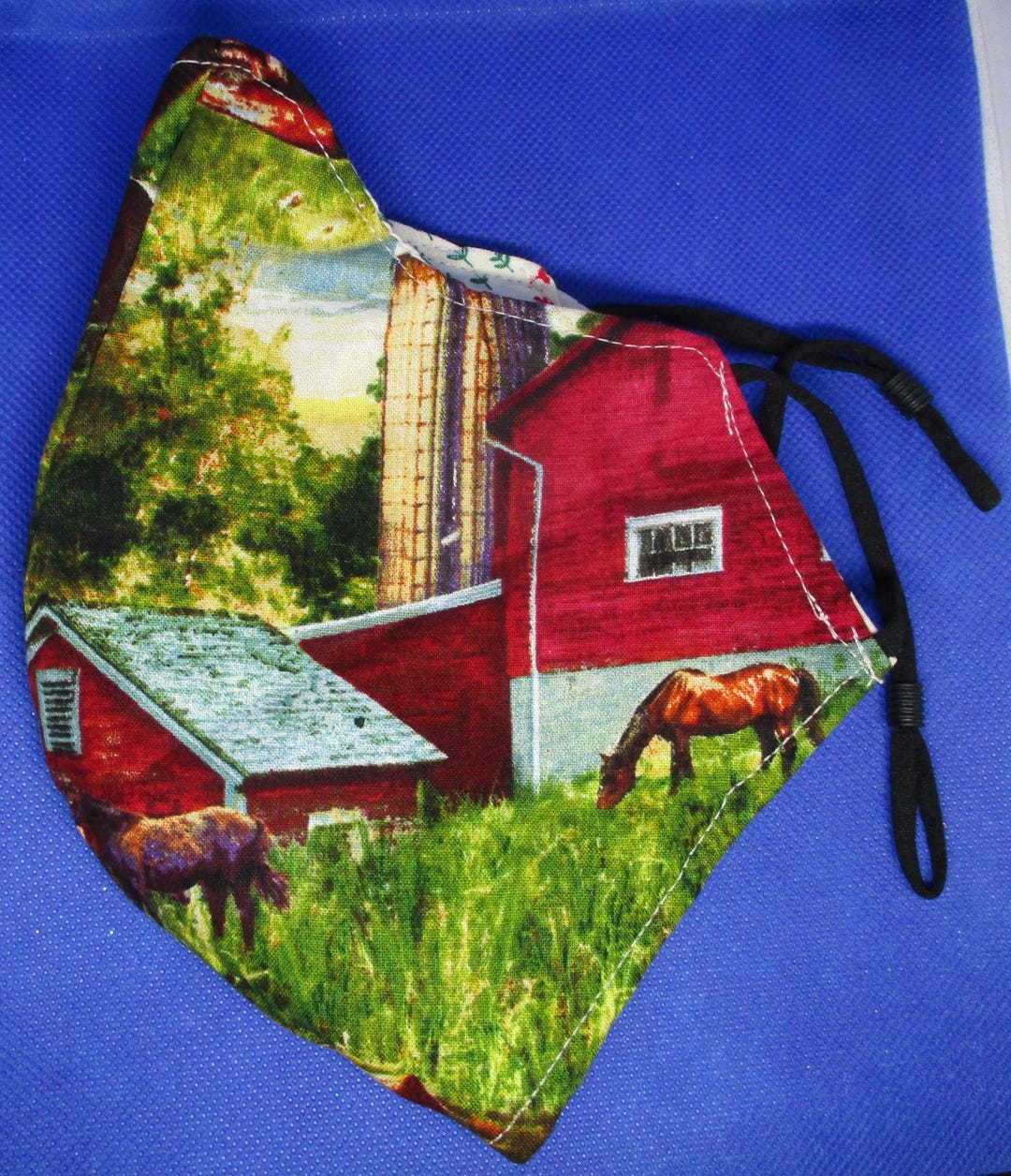 Handsewn Reversible Face Mask: Farmhouse Cow/plant Print, Adult Size - Etsy