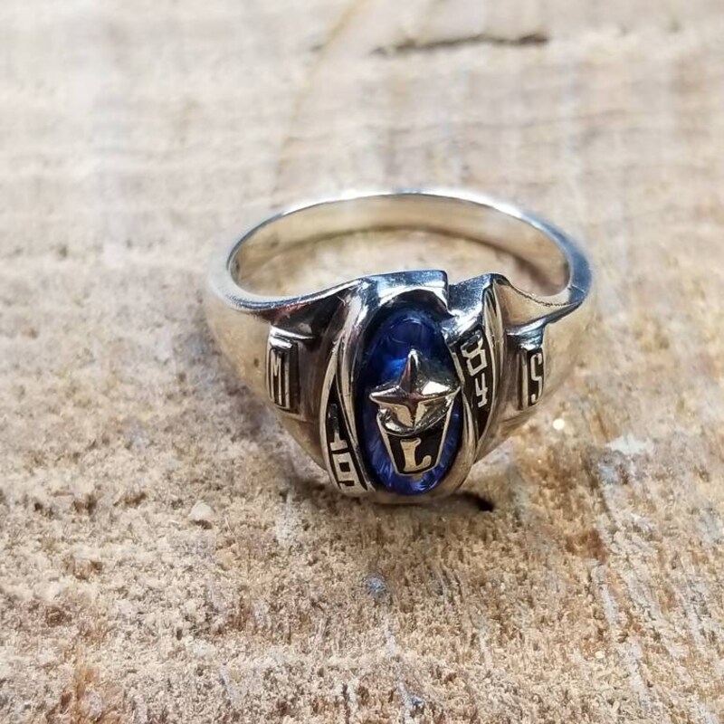Class Ring - Etsy