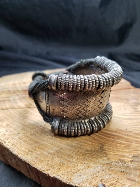 South India Silver Zigzag Scale Armor Tribal Bracelet… - Gem