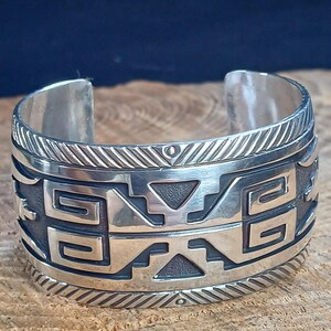 Rug Pattern Navajo Sterling Silver Overlay Cuff Native American Artist ...
