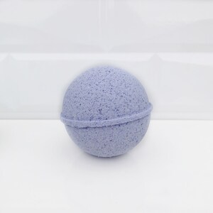 Man Bomb, Bath Bomb for Men, Men's Bath Bomb, Man Bath Bomb, Bath Bomb With Manly Scent ...