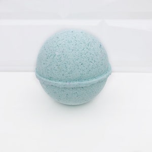 Man Bomb, Bath Bomb for Men, Men's Bath Bomb, Man Bath Bomb, Bath Bomb With Manly Scent ...