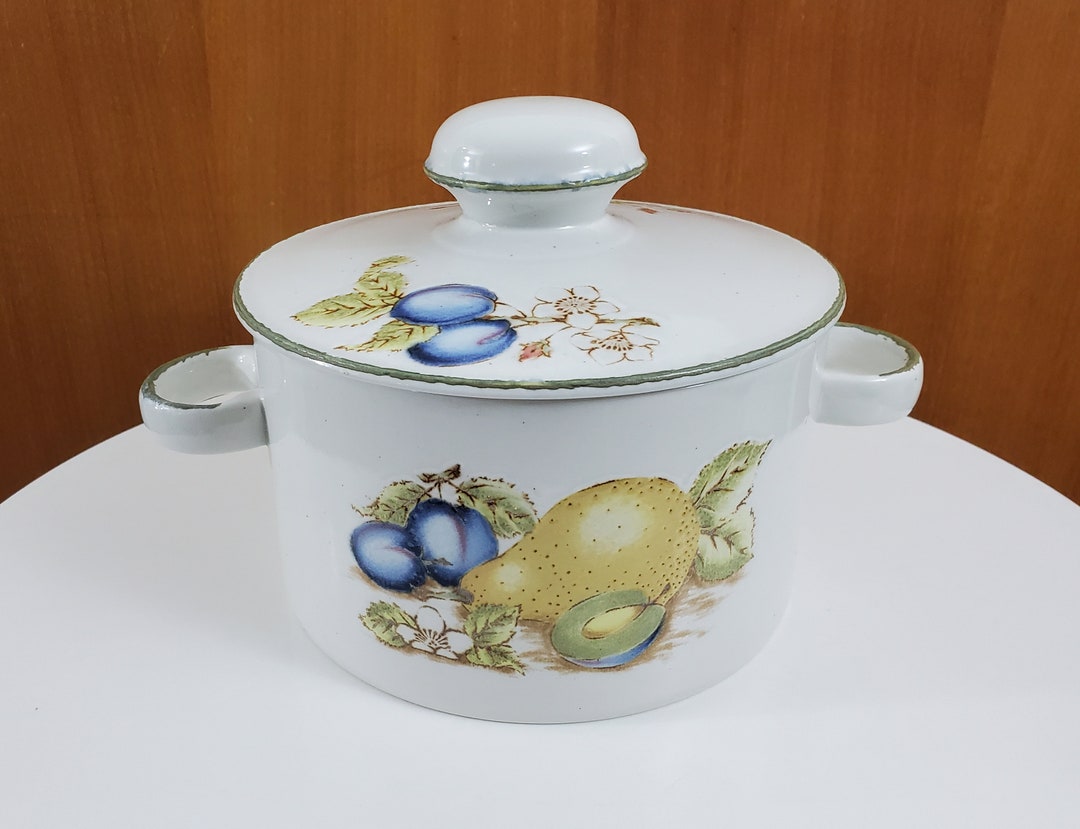Midwinter Stonehenge Still Life Covered Casserole - 2 Quart - Embossed ...