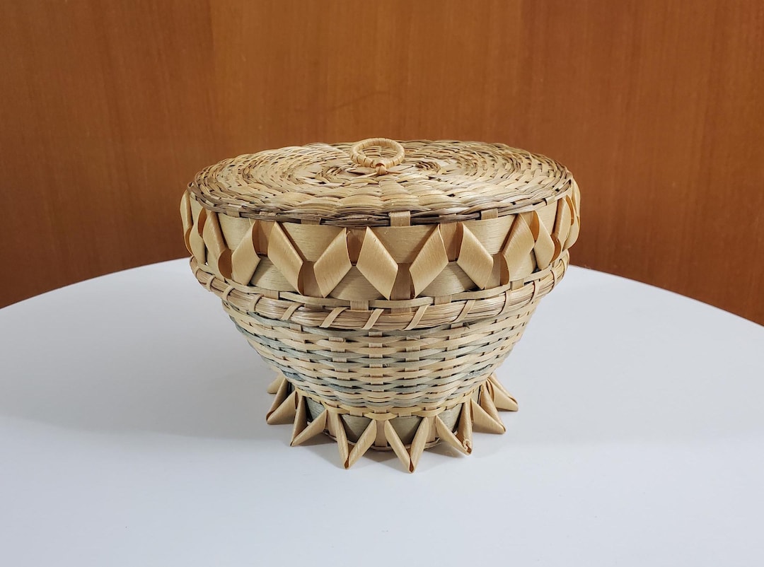 Vintage Northeastern Curly Weave Basket - First Nations - Indian Basket ...