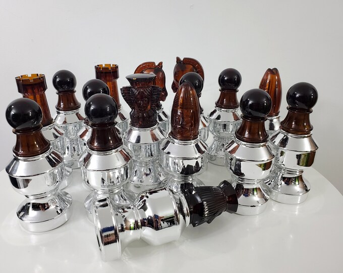 Set of 16 Avon Chess Piece Colognes Full, With Boxes Second Series ...