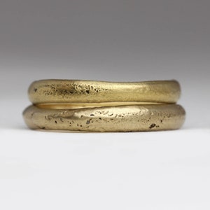 Hers and Hers 18ct Gold Wedding Ring Set, Sandcast Androgynous Rings ...