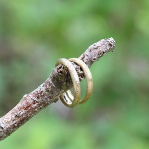 Hers and Hers 18ct Gold Wedding Ring Set, Sandcast Androgynous Rings ...