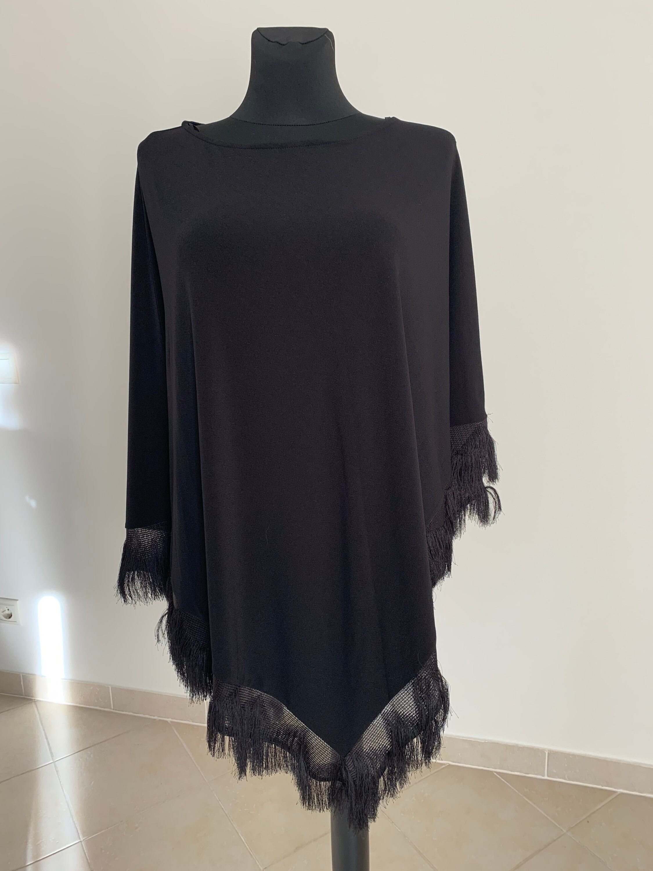 Luxury Black Cape With Tassels Womens Size S/M Black Thin Cape With ...