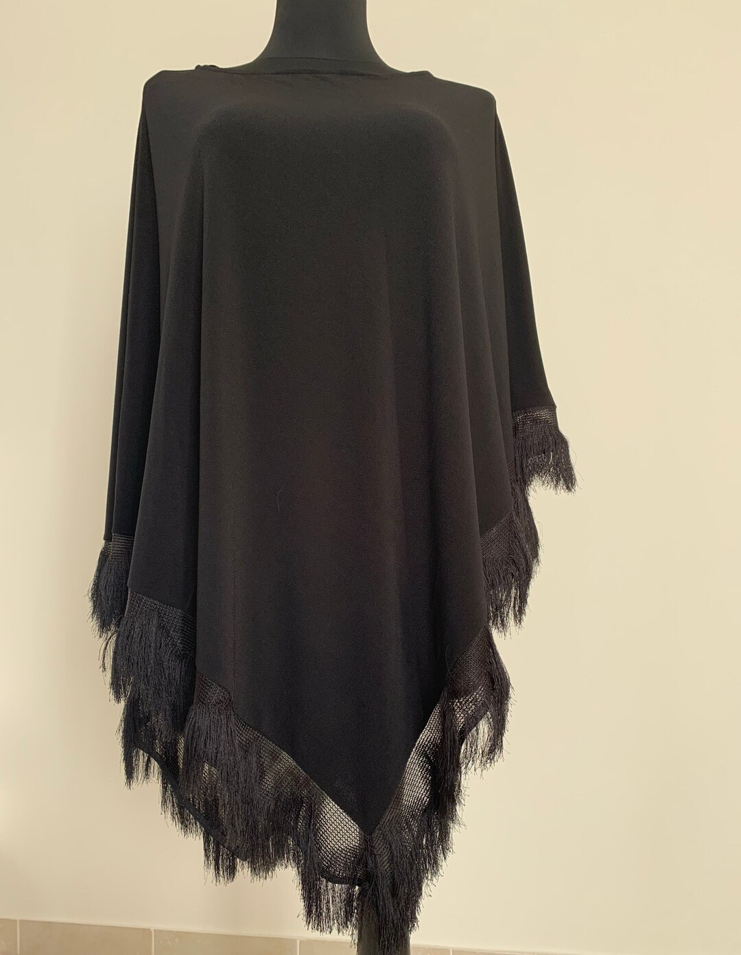 Luxury Black Cape With Tassels Womens Size S/M Black Thin Cape With ...