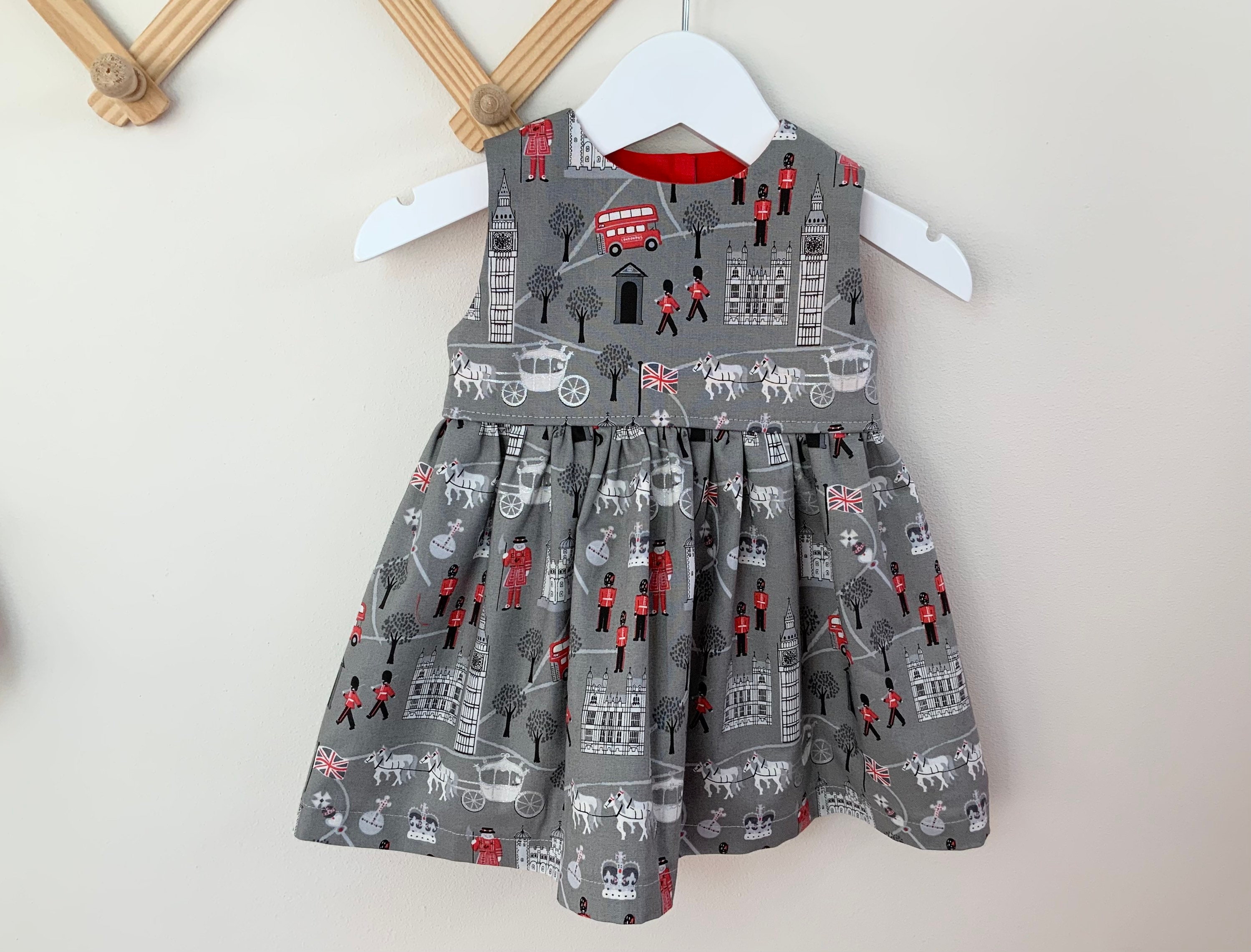 Girls Jubilee London Dress London Bus London Icons Girls - Etsy UK