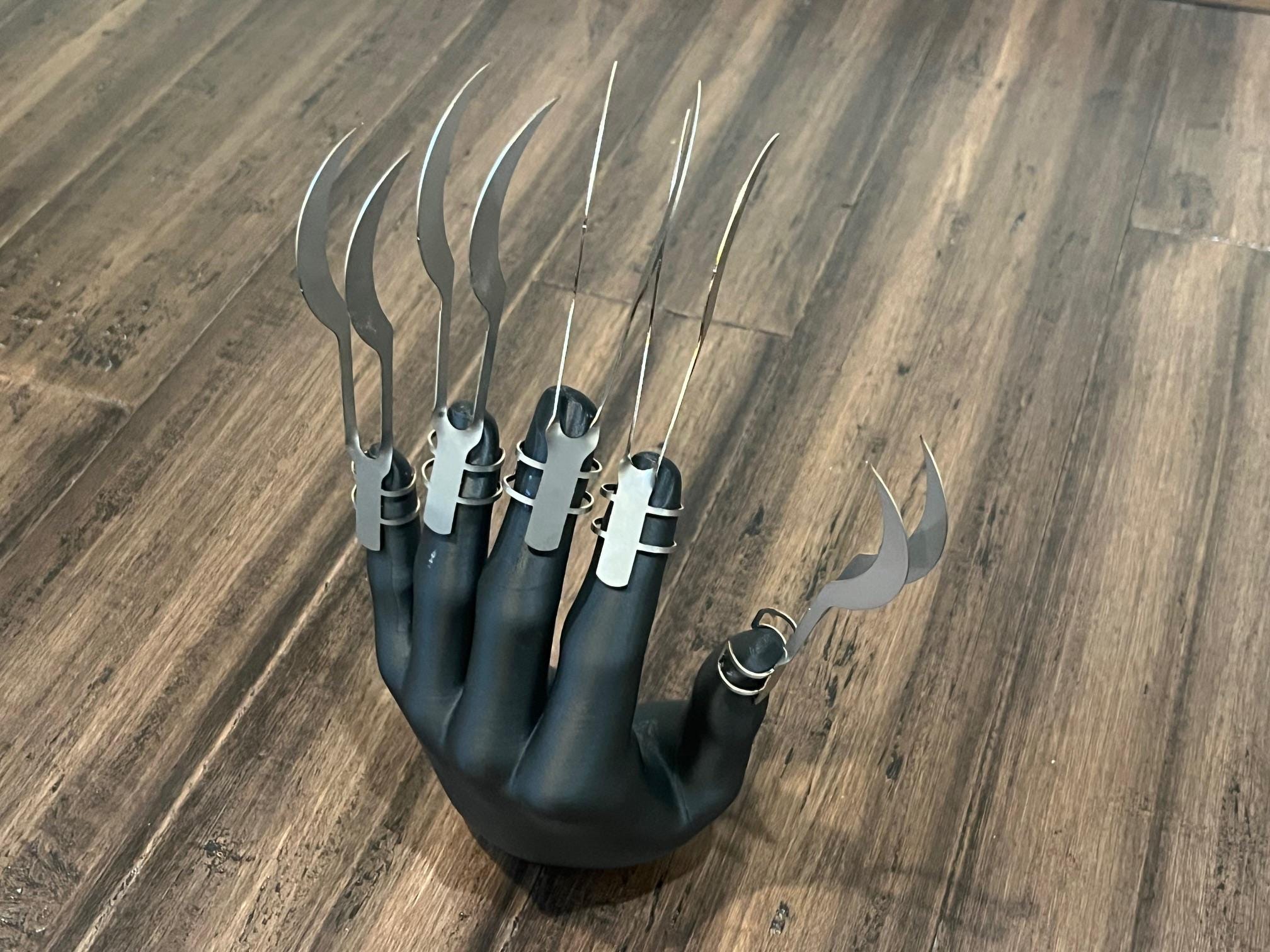 Absurdly Large TALON BDSM Primal Claws Adjustable Stainless Steel Kink ...