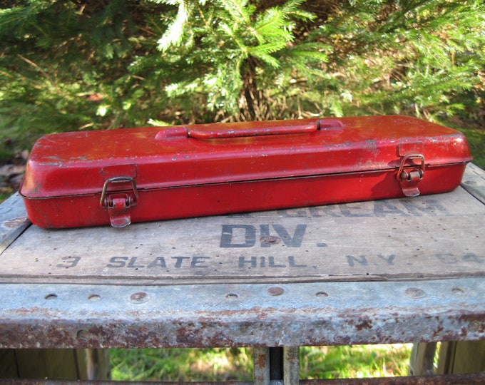 Small Red Metal Toolbox With Handle and Latches Vintage - Etsy