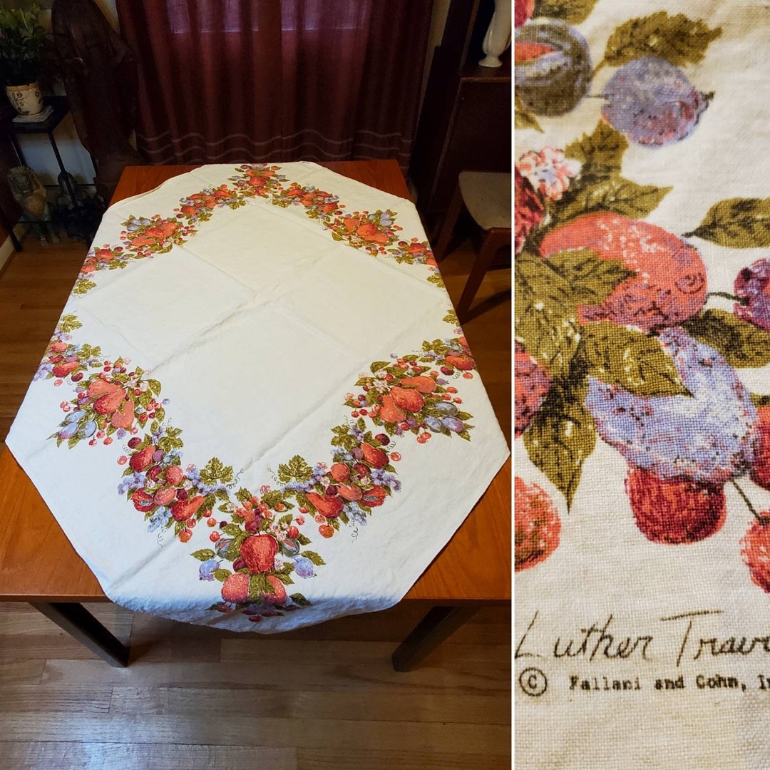 Vintage 1960s Luther Travis Square Tablecloth. Vibrant Pink - Etsy
