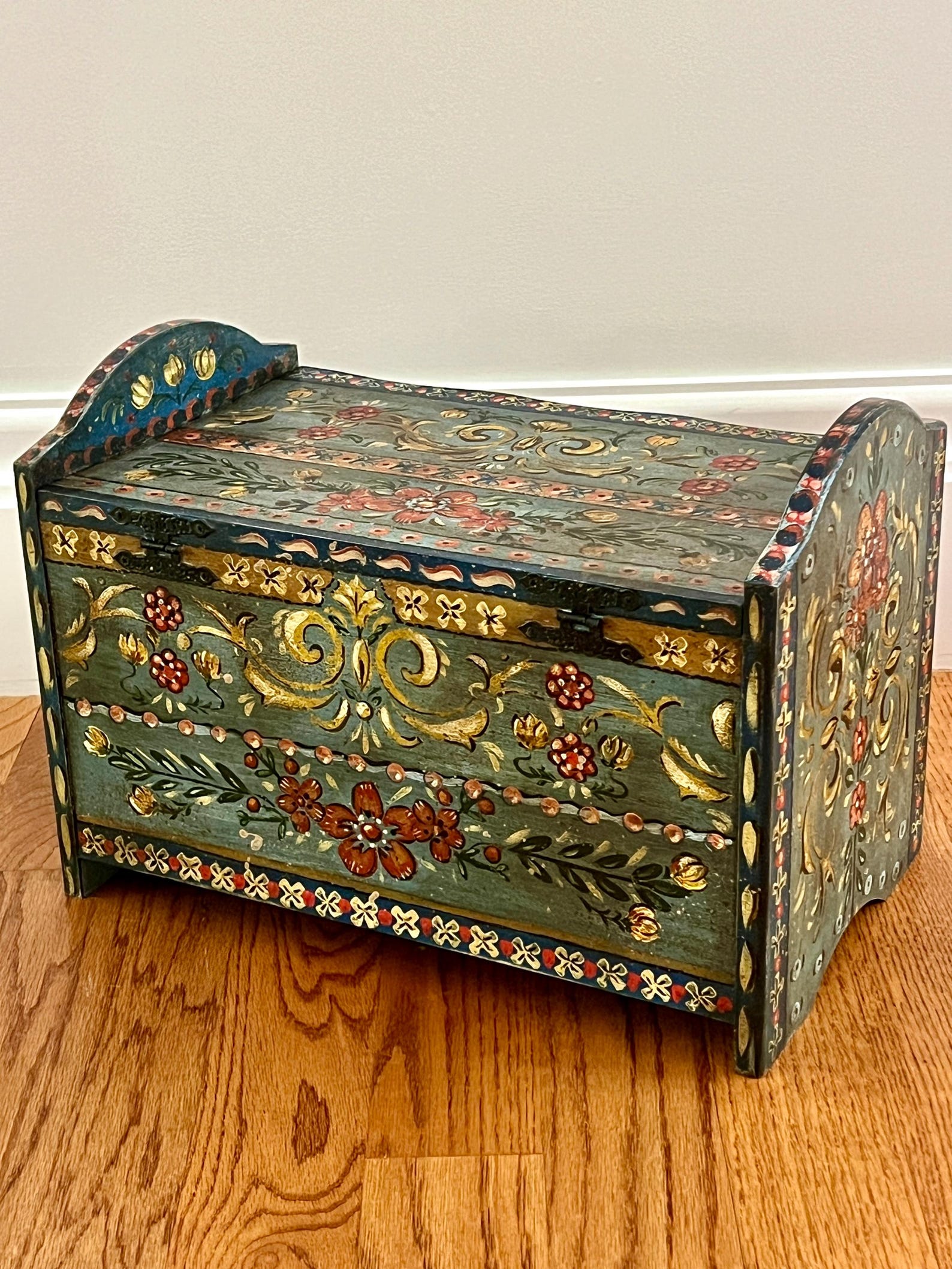 Small Hand Painted Chest - Etsy