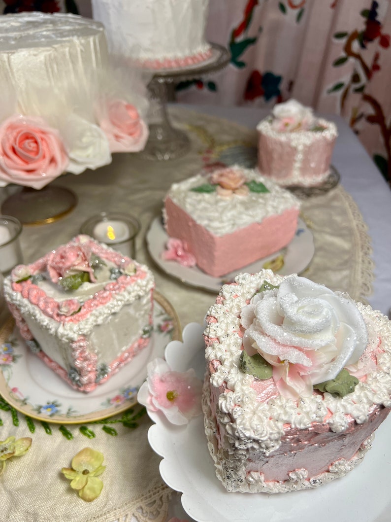 Vintage Iced Square Rose Cake Slice - Etsy