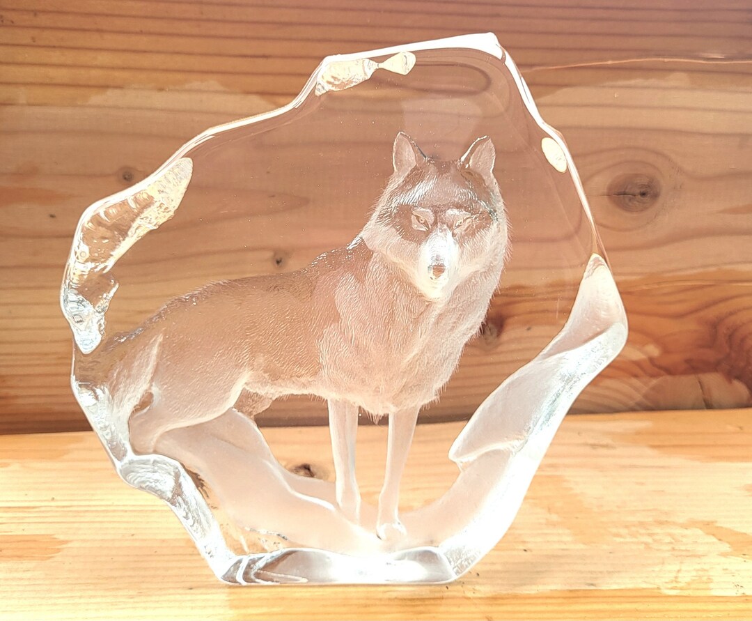Vintage Swedish Crystal Wolf Sculpture, Artist Mats Jonasson. in ...