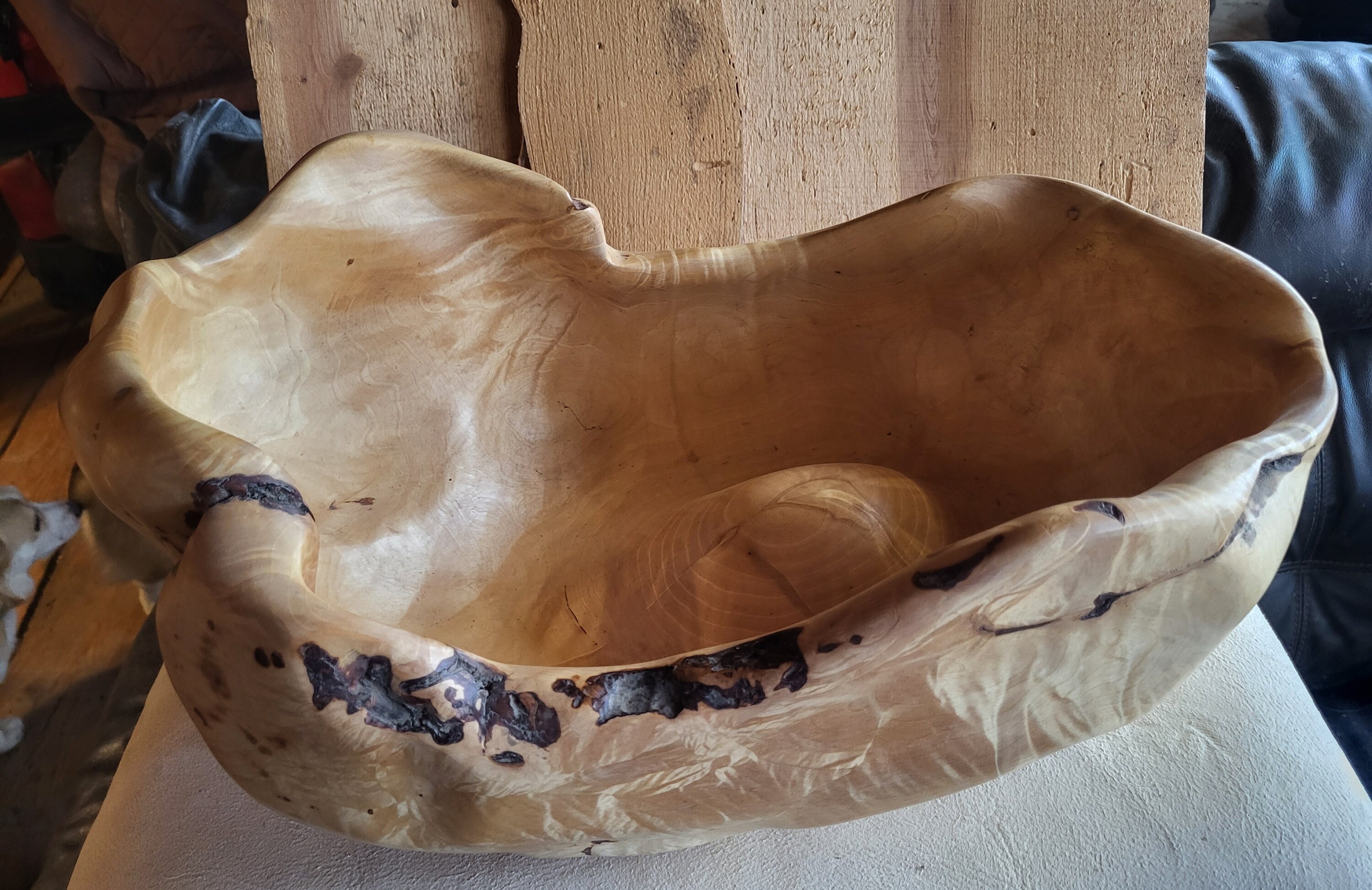 Large Rare Find Hand Carved Birch Burl Bowl. 19.5 " Long, 11" Wide, 11 ...