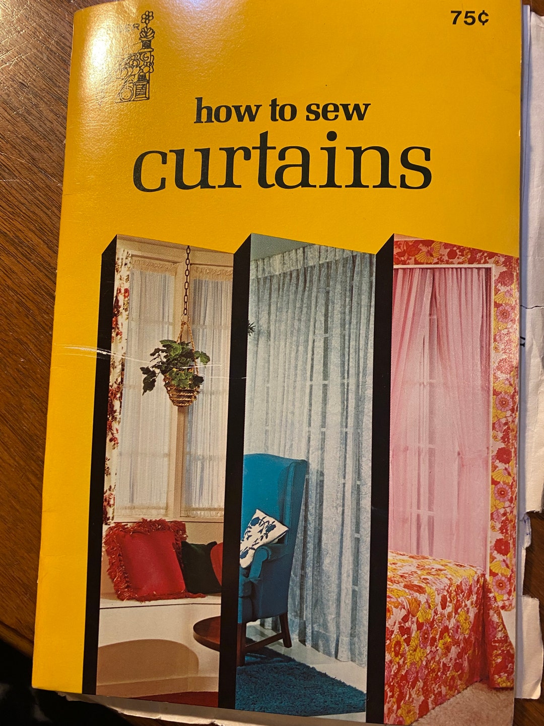 How to Sew Curtains Make - Singer Sewing Library - Instructions ...