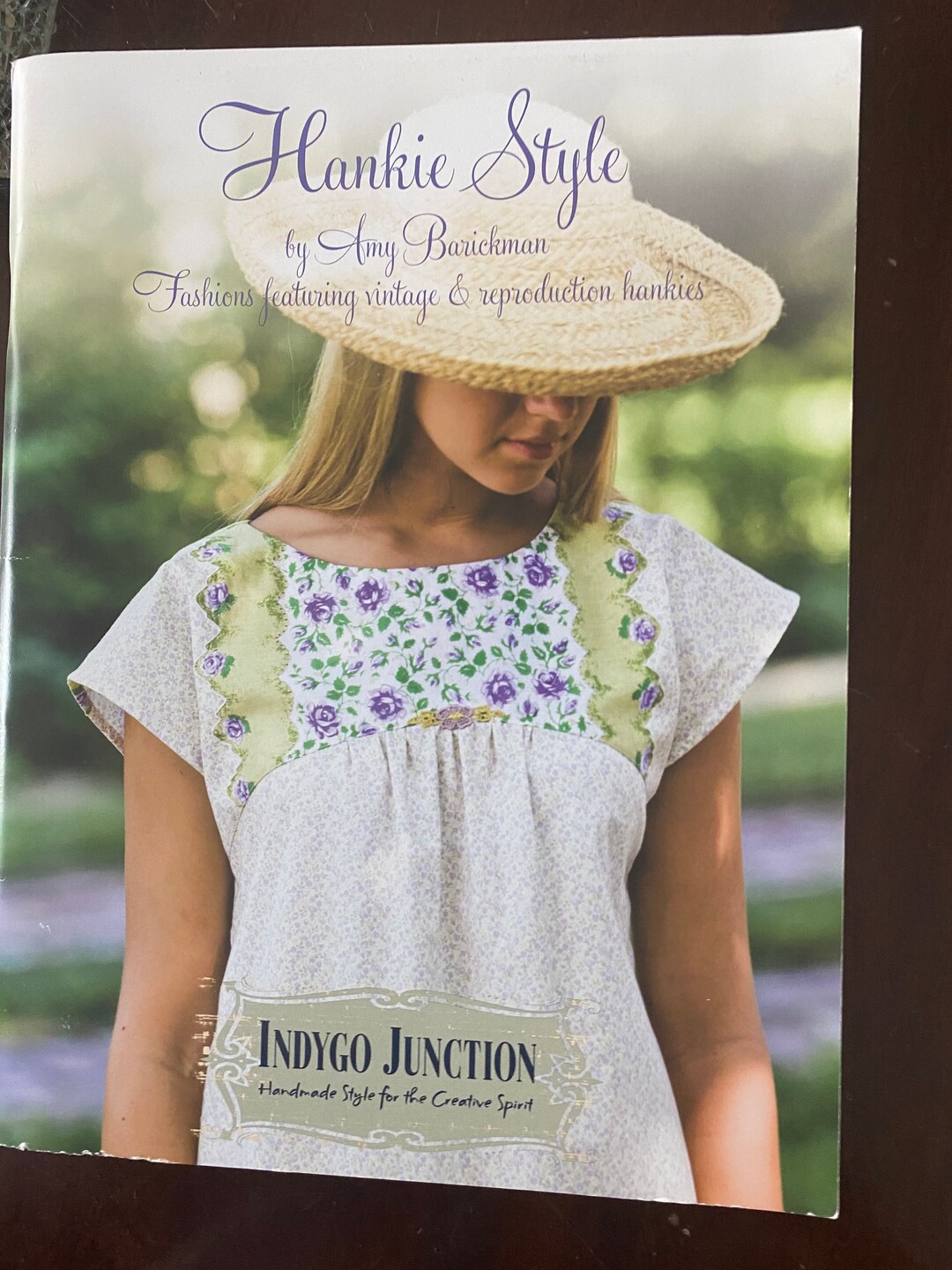Hankie Style - Fashions Featuring Hankies - Amy Barickman - 2009 -garment / Clothing Design ...