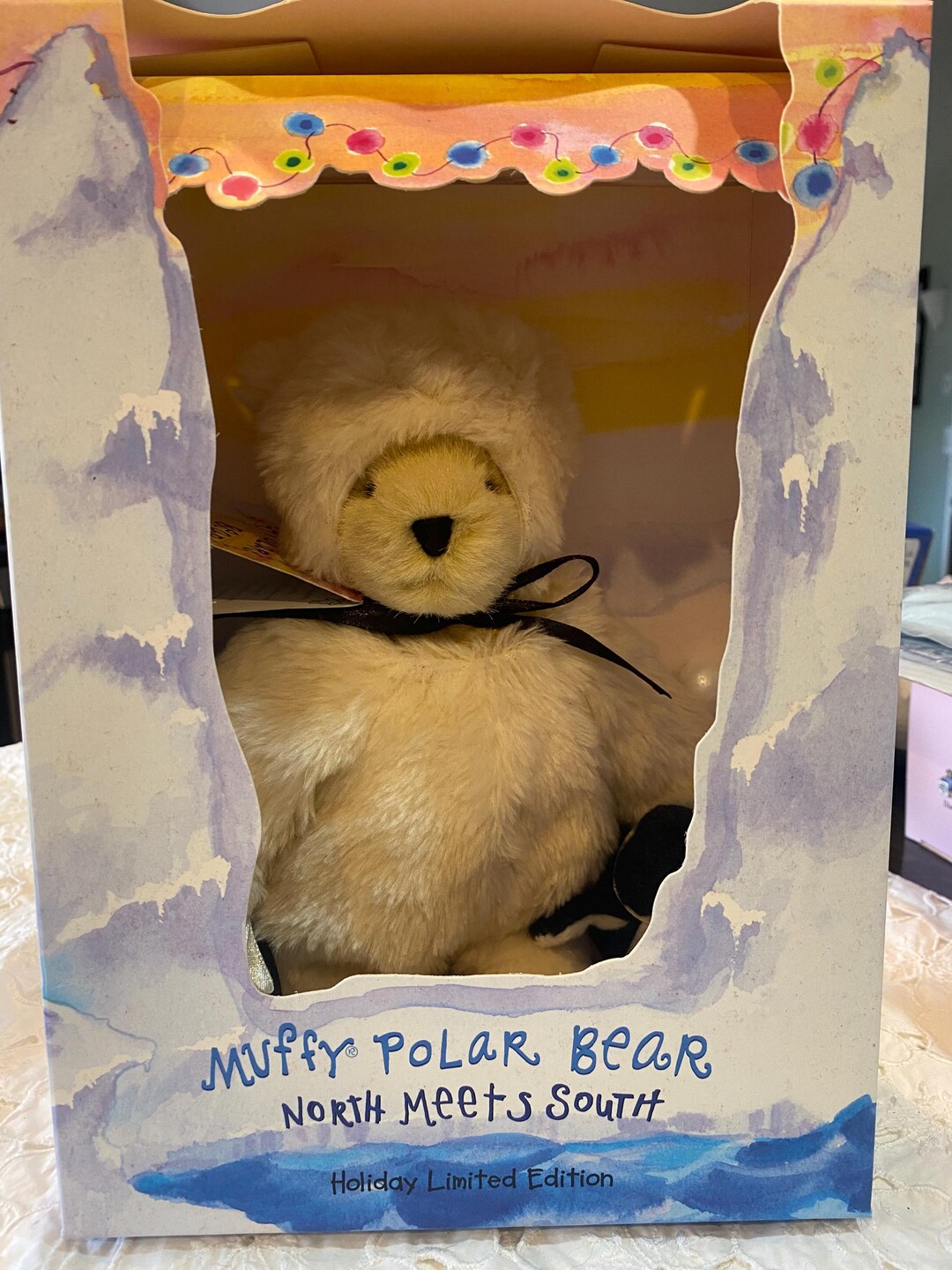 Muffy Polar Bear North Meets South - 1998, Vanderbear Holiday ...