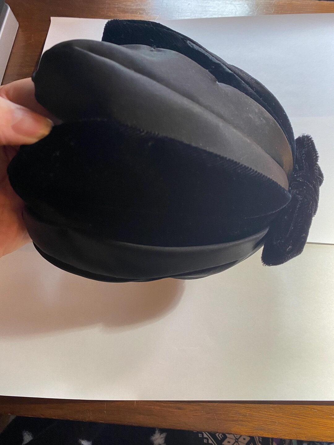 Vintage Clam Shell Hat - Black Velvet and Satin With Bow - Sunday ...