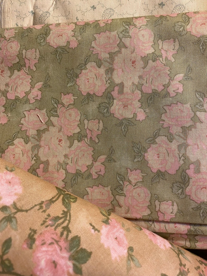 Pick Coordinating Fabric Flowers / Roses / Pinks - Greens - Mauve ...