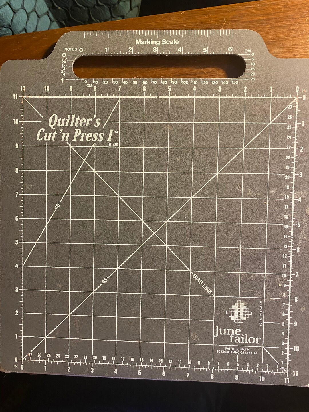 Quilter's Cut'n Press I - June Tailor - Quilter's Ruler Block Double ...