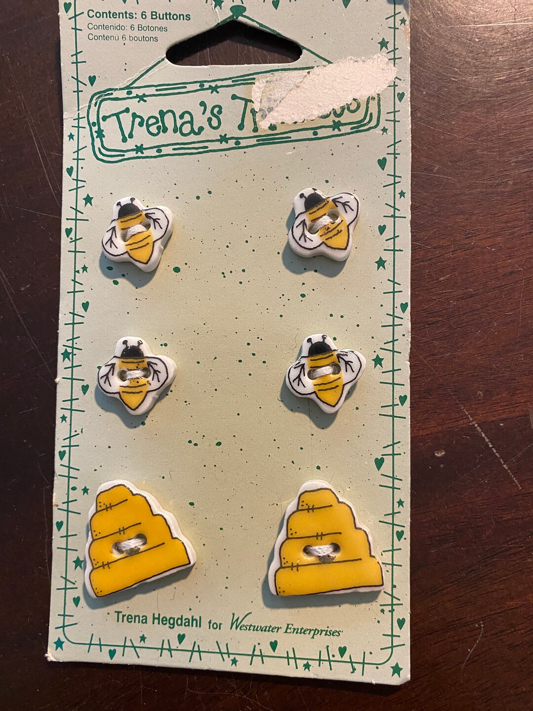 Specialty Buttons Ceramic Bee Hive and Honey Bees 1/2 to 1 Sewing ...