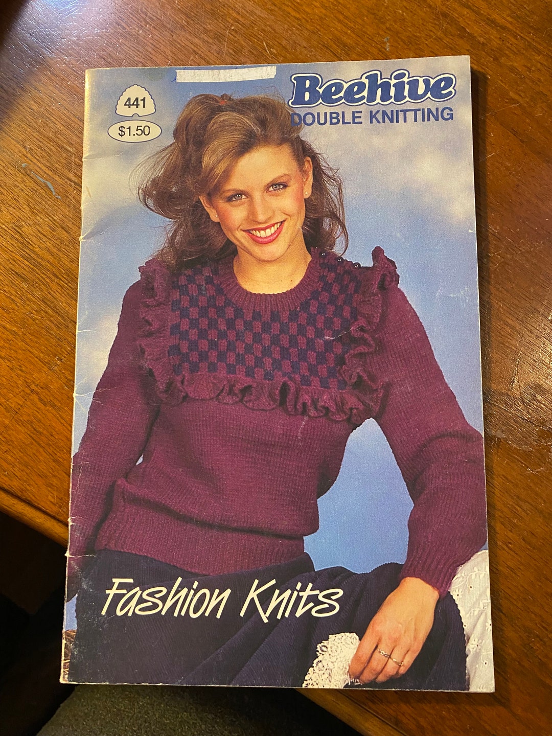 Patons Beehive Knits - Double Knitting for Women - Book No 441 ...