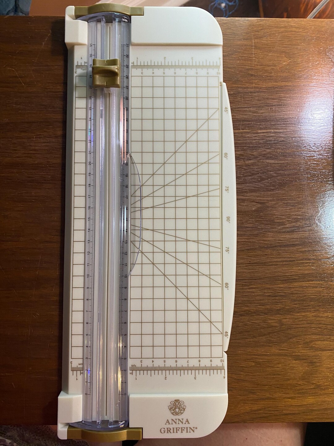 Anna Griffin - Paper Trimmer Ruler / Board Blade Paper Trimmer - Cutter ...