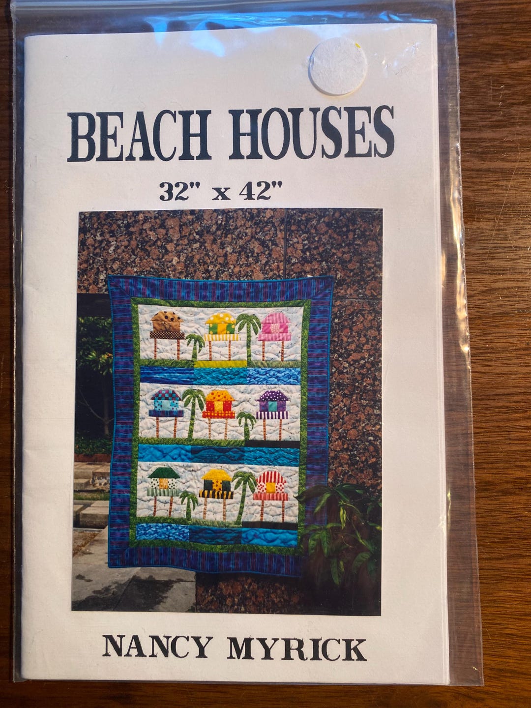 Beach Houses Nancy Myrick Applique Quilts Pattern 2000 105N 32 X 42 ...