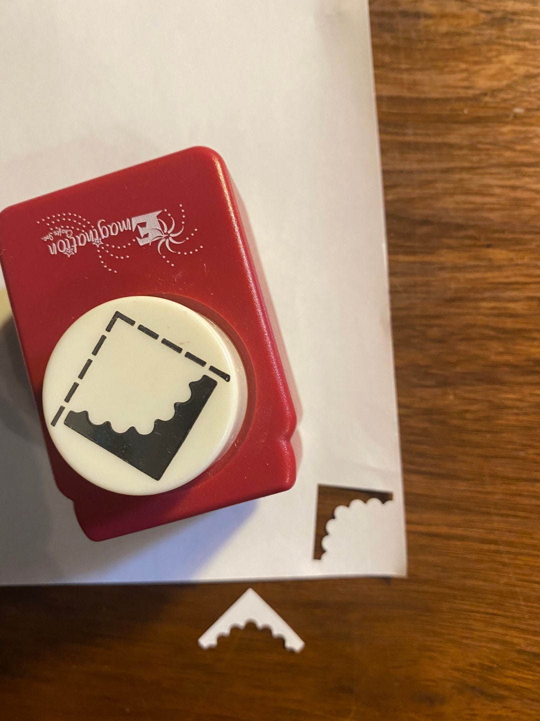 Emagination Shapes Page / Paper Edge Punch Square Corner Frame 1/2 ...