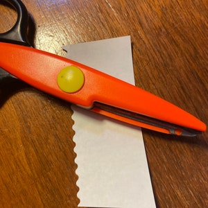 Scissors Paper Cutting Decorative Scallop Edge Design Cutting - 4 Pair ...