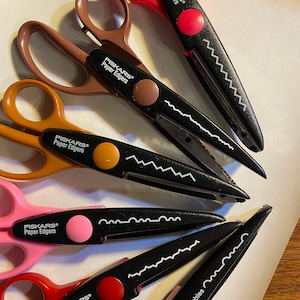 Fiskars Scissors Paper Edgers Cutting Decorative Scallop Edge Design ...