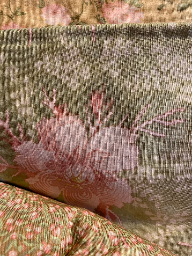 Pick Coordinating Fabric Flowers / Roses / Pinks - Greens - Mauve ...