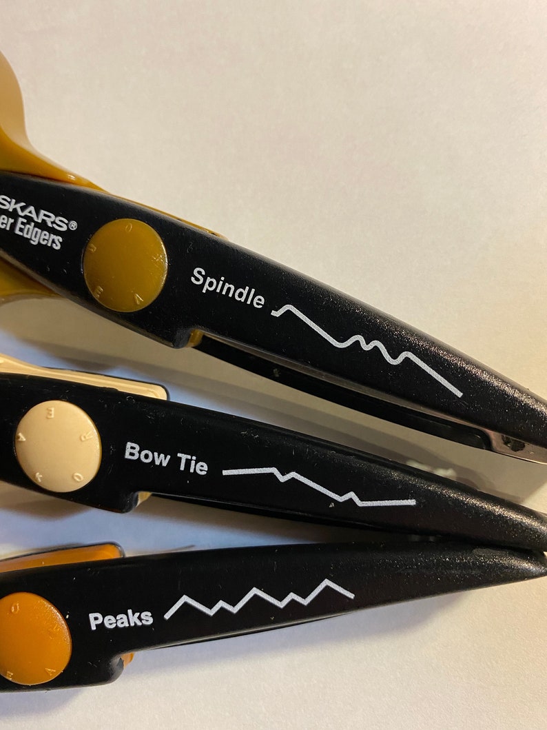 Fiskars Scissors Paper Edgers Cutting Decorative Scallop Edge - Etsy