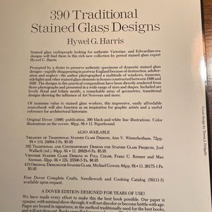 390 Traditional Stained Glass Designs - Pattern Book - Classic Crafts ...