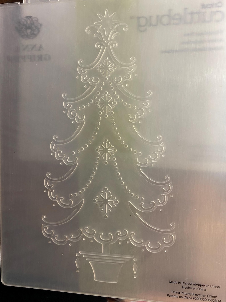 Anna Griffin Circuit Cuttlebug Embossing Folder Christmas Pick: Tree ...