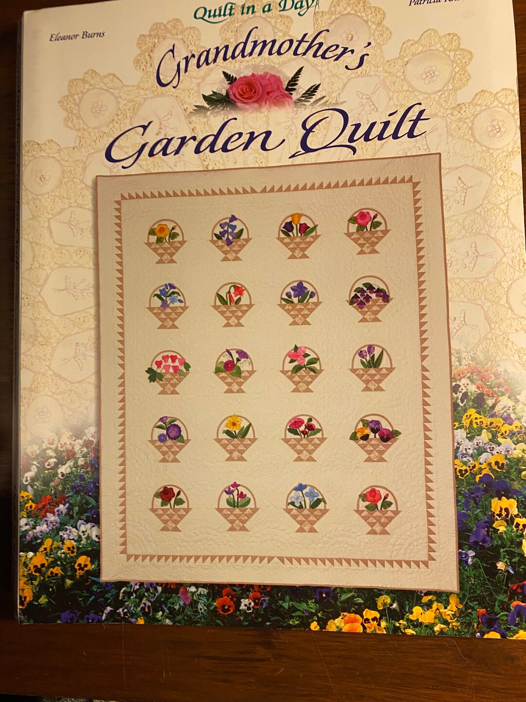 Grandmother's Basket Garden Quilt Patterns Eleanor Burns / Patricia ...